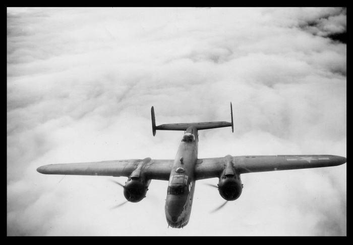 38th_Bomb_Group by John Tucker Lee at Coroflot.com