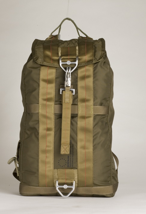 MEDIUM Design Group by Geoffrey Rittmeyer at Coroflot.com