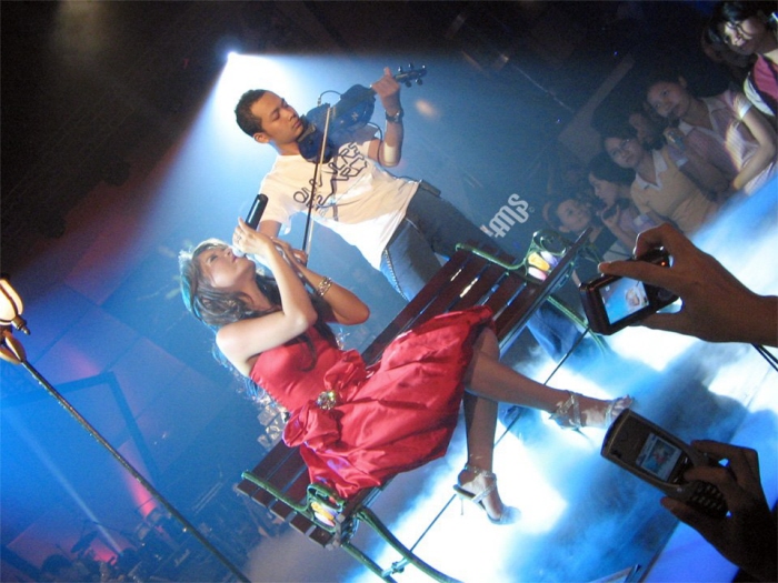 Rossa at Star on Stage Concert by Bayu Amus at Coroflot.com