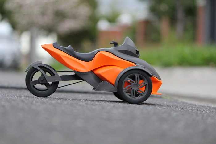 Can-am Spyder 3D printing and design by Juan de Gouvea at Coroflot.com