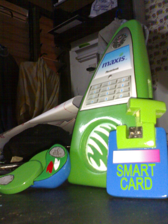 smart card phone by MuHaMMaD iQbaL ismail at Coroflot.com