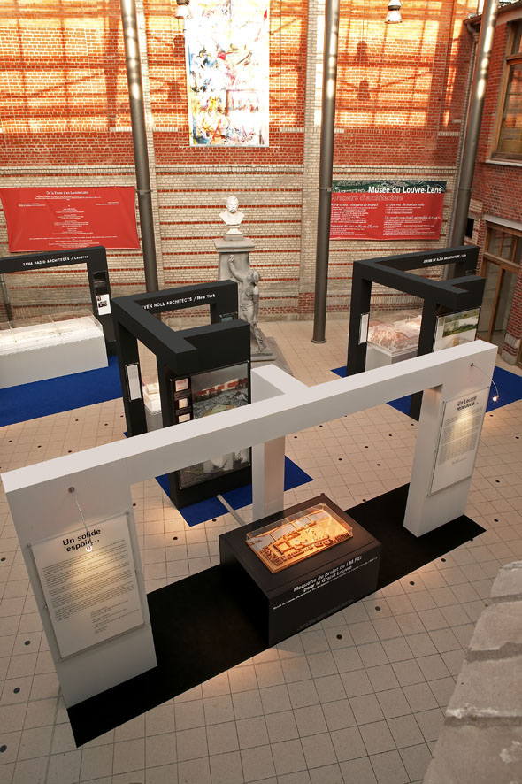 Stands Exposition Le Louvre-Lens by Fabien Vesseron at Coroflot.com