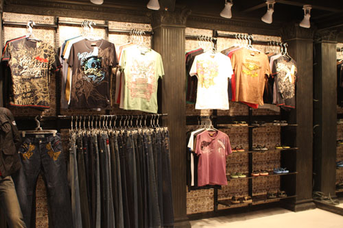 Von Dutch Flagship Store SM Megamall by Derek Tvmala at Coroflot.com