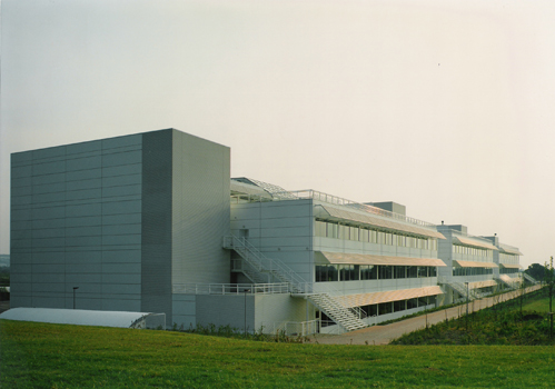 Nationwide Building Society HQ, Swindon RIBA Award Winner by Zak Ghiacy ...