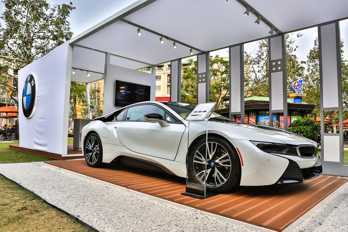 BMW i-Series Salon Pop-Up by Carlos Ferreira at Coroflot.com