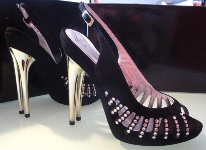 DOS shoe design by Rob King at Coroflot.com