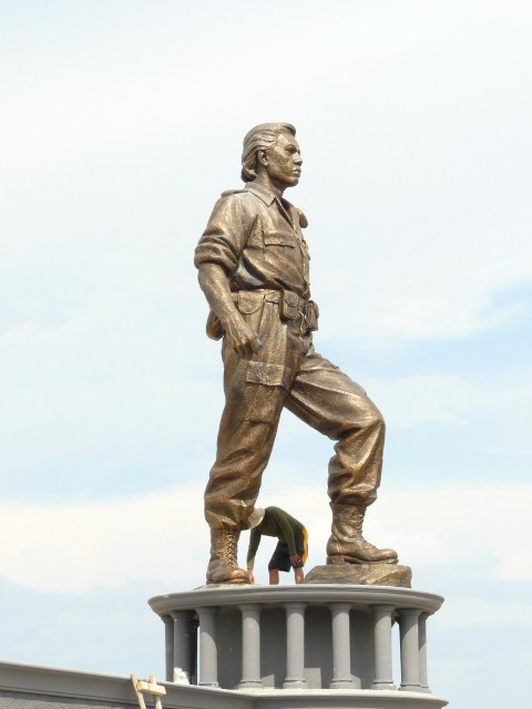 Pemasangan Patung (Jambi) by Monumen Patung Relief Diorama at Coroflot.com