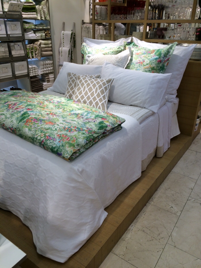 VISUAL MERCHANDISING - ZARA HOME by Florencia Chaumont at Coroflot.com