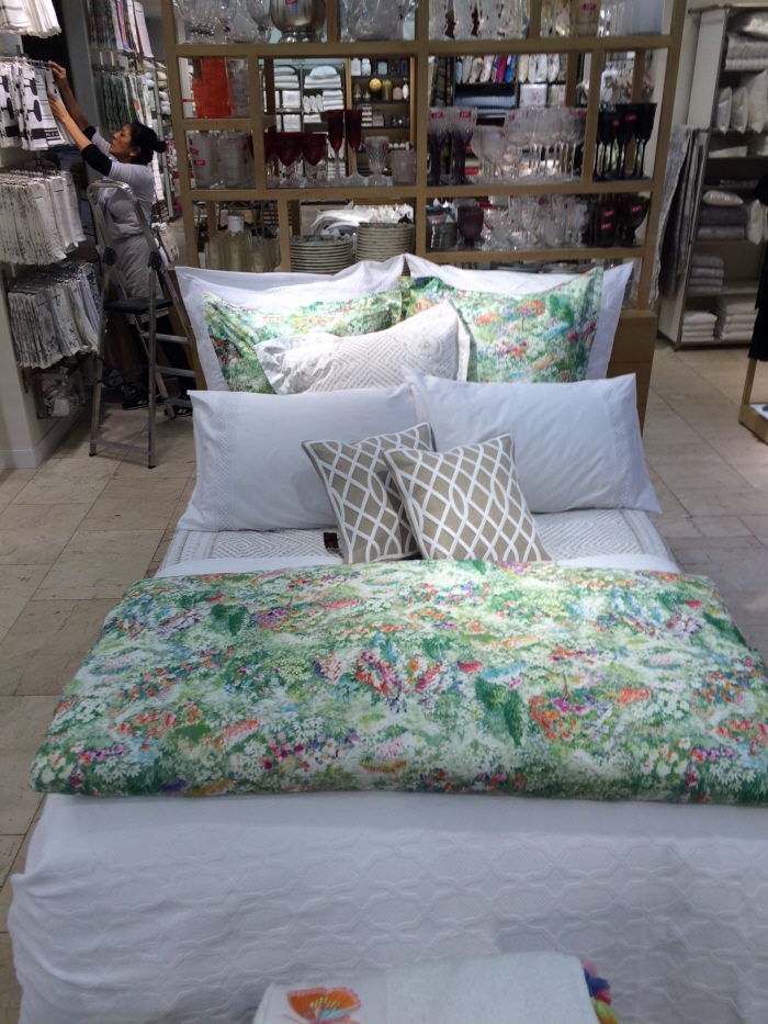 VISUAL MERCHANDISING - ZARA HOME by Florencia Chaumont at Coroflot.com