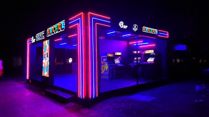 Bar Arcade stand by Raul Galindo at Coroflot.com