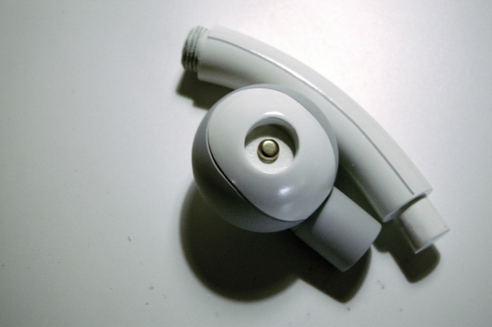 An upload by Lydia Hwang on Coroflot: to the project shower head & handset