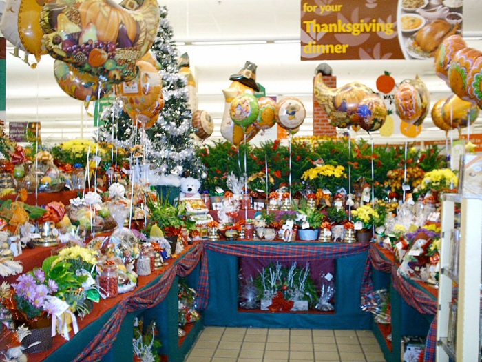 An upload by Christopher Myers on Coroflot: to the project DISPLAYS