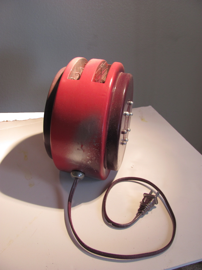Marc Jacobs Inspired Toaster Prototype by Lisa Huish at Coroflot.com
