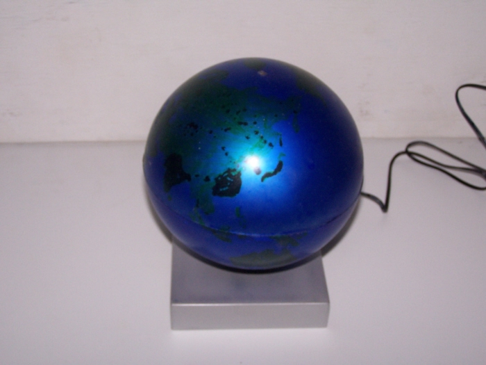 Levitating Globe by Kevin Gebhardt at Coroflot.com