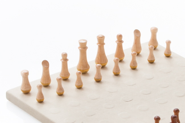 Whob Chess Set by Eddie Chiu at Coroflot.com