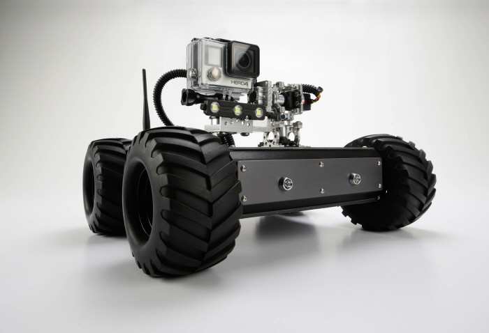 Pan Tilt Minibot by Chris Rogers at Coroflot.com