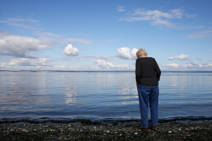 An upload by Chloe Lister on Coroflot: to the project photography portfolio