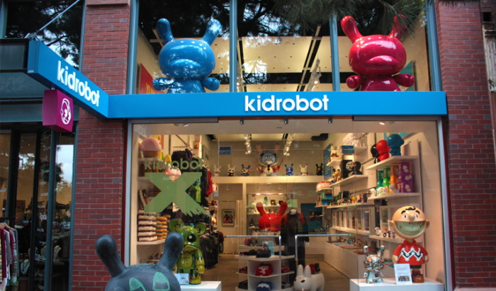 Kidrobot Storefront Design by Ad Vogele at Coroflot.com