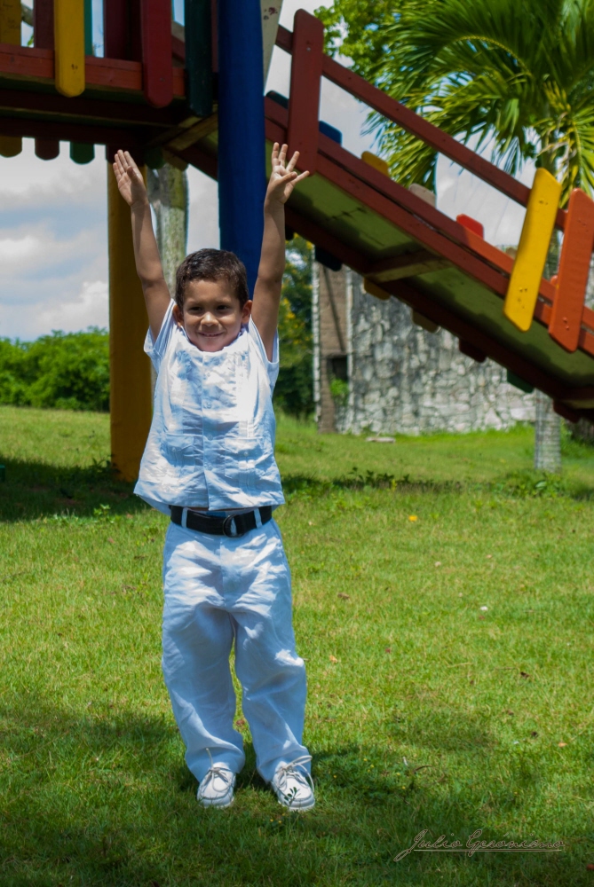 An upload by Julio Ándres Gerónimo on Coroflot: to the project fotografías