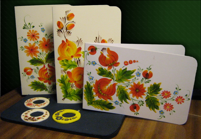 Petrykivka painting by Anna Plaksina at Coroflot.com