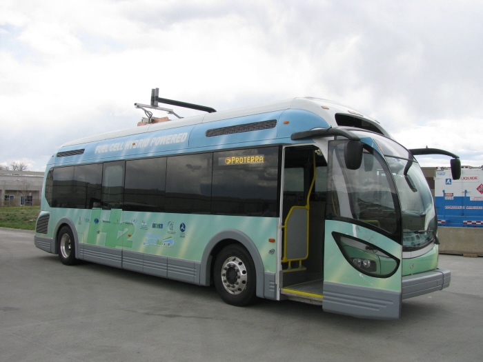 Hydrogen Fuel Cell Bus by Thad Fender at Coroflot.com