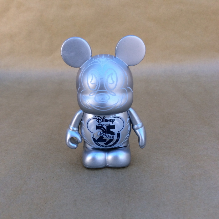 Vinylmation Designs for Disney Parks and Disney Stores by Enrique Pita ...