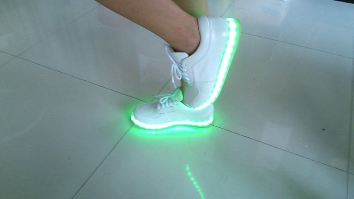 Wearable design enterprise project: flashIng shoes design by Yong Zhang ...