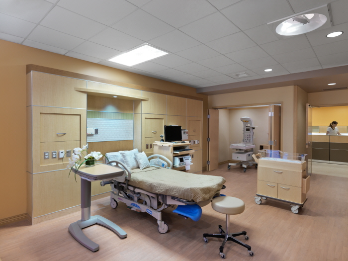 Indu & Raj Soin Medical Center by Jamie van Meurs at Coroflot.com