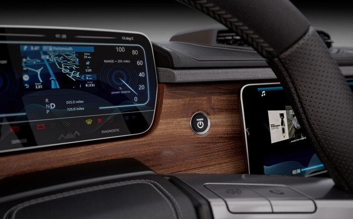 RTX - e SUV concept study by Ian Nisbett at Coroflot.com