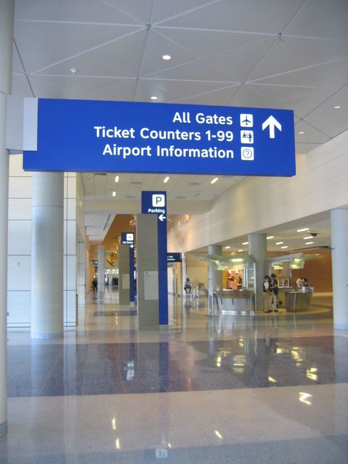 DFW International Airport Terminal D Wayfinding Signage by Vick Moore ...