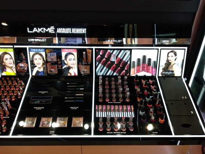 Tester Bar Display for Cosmetic product by Aryo Anindito at Coroflot.com