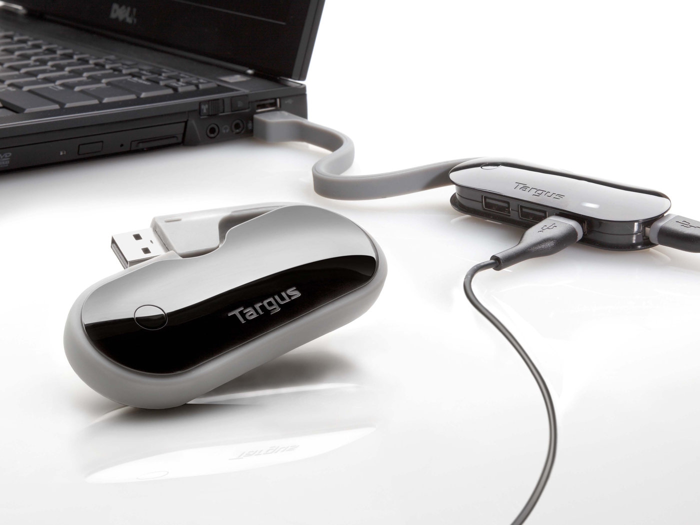 Targus Smart USB Hub by Joey Zeledón at Coroflot.com