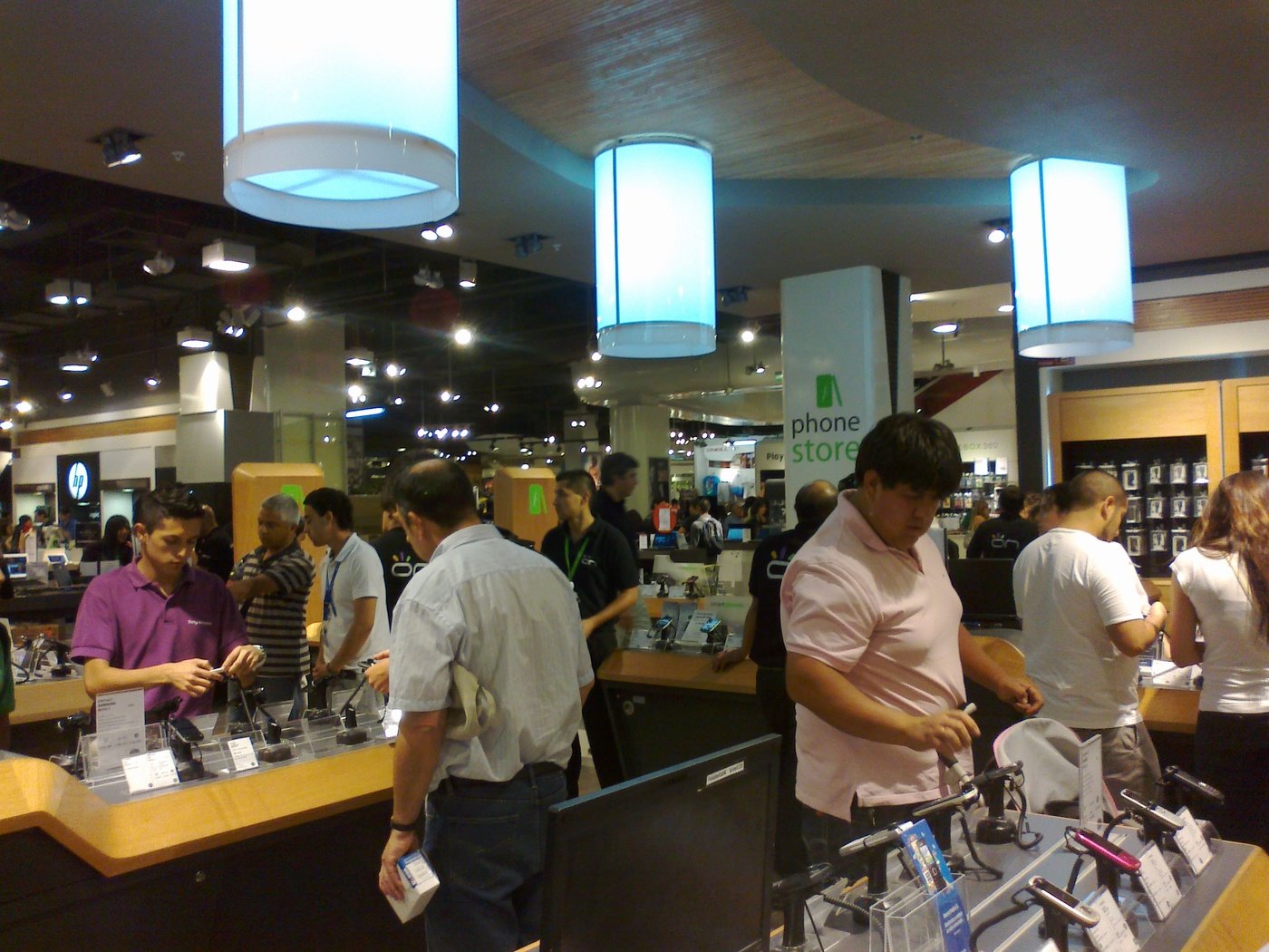 Falabella Phone Store Mall Plaza Oeste by Manuel Ronda at Coroflot.com