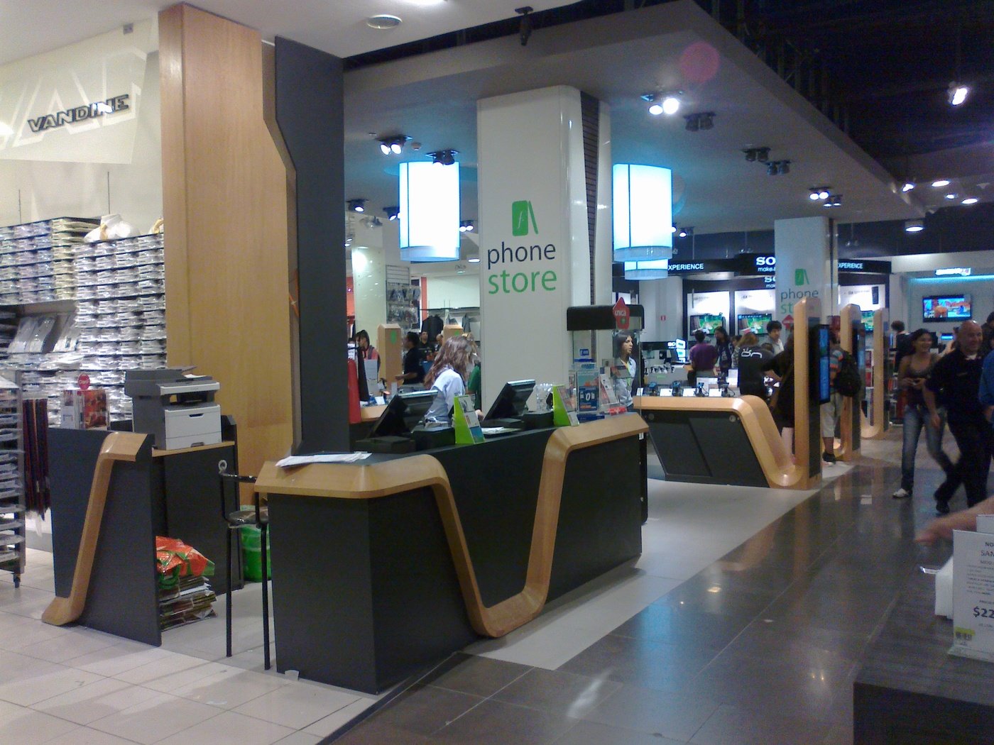 Falabella Phone Store Mall Plaza Oeste by Manuel Ronda at Coroflot.com