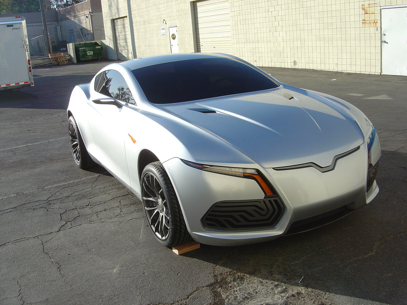 Beijing Concept Car 700R by Jay Brett at Coroflot.com