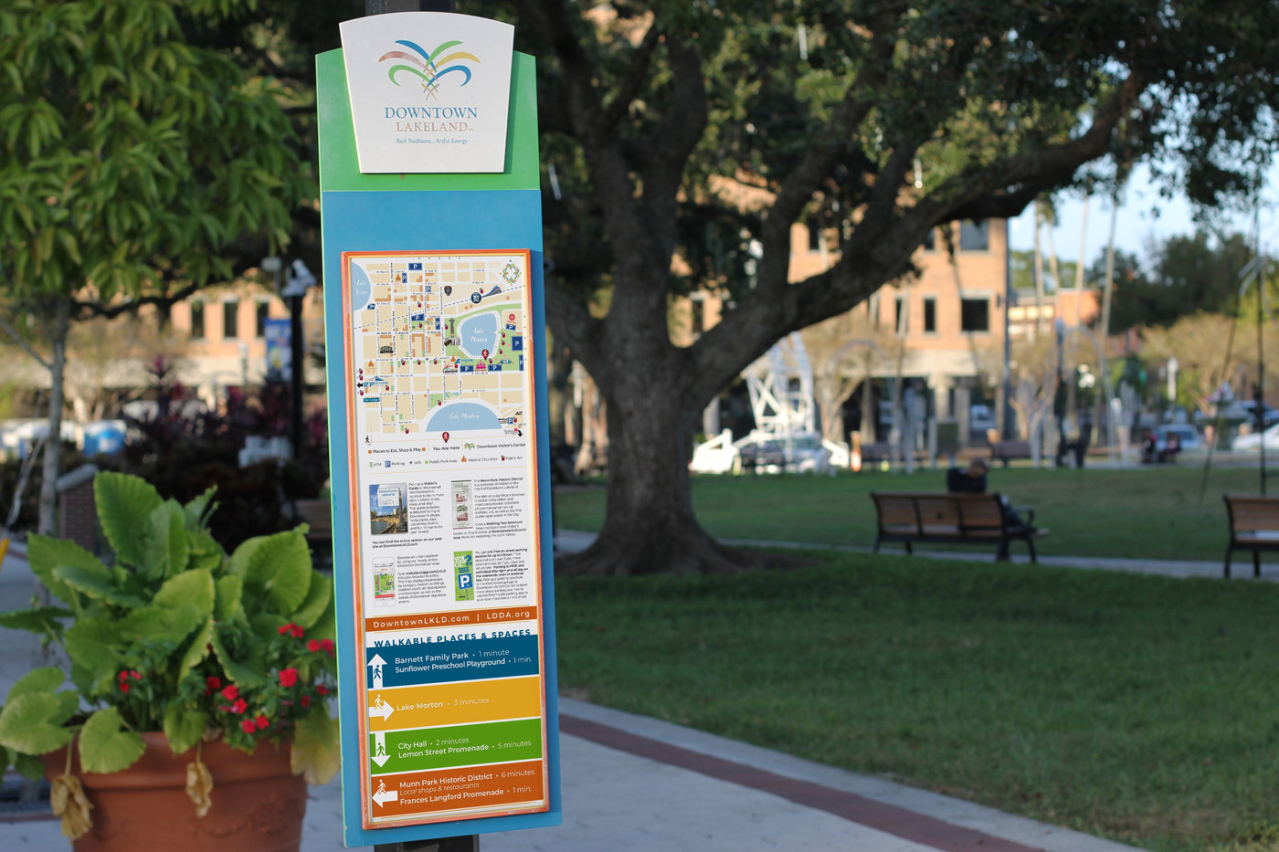 Lakeland Downtown Development Authority downtown wayfindingn signage by ...