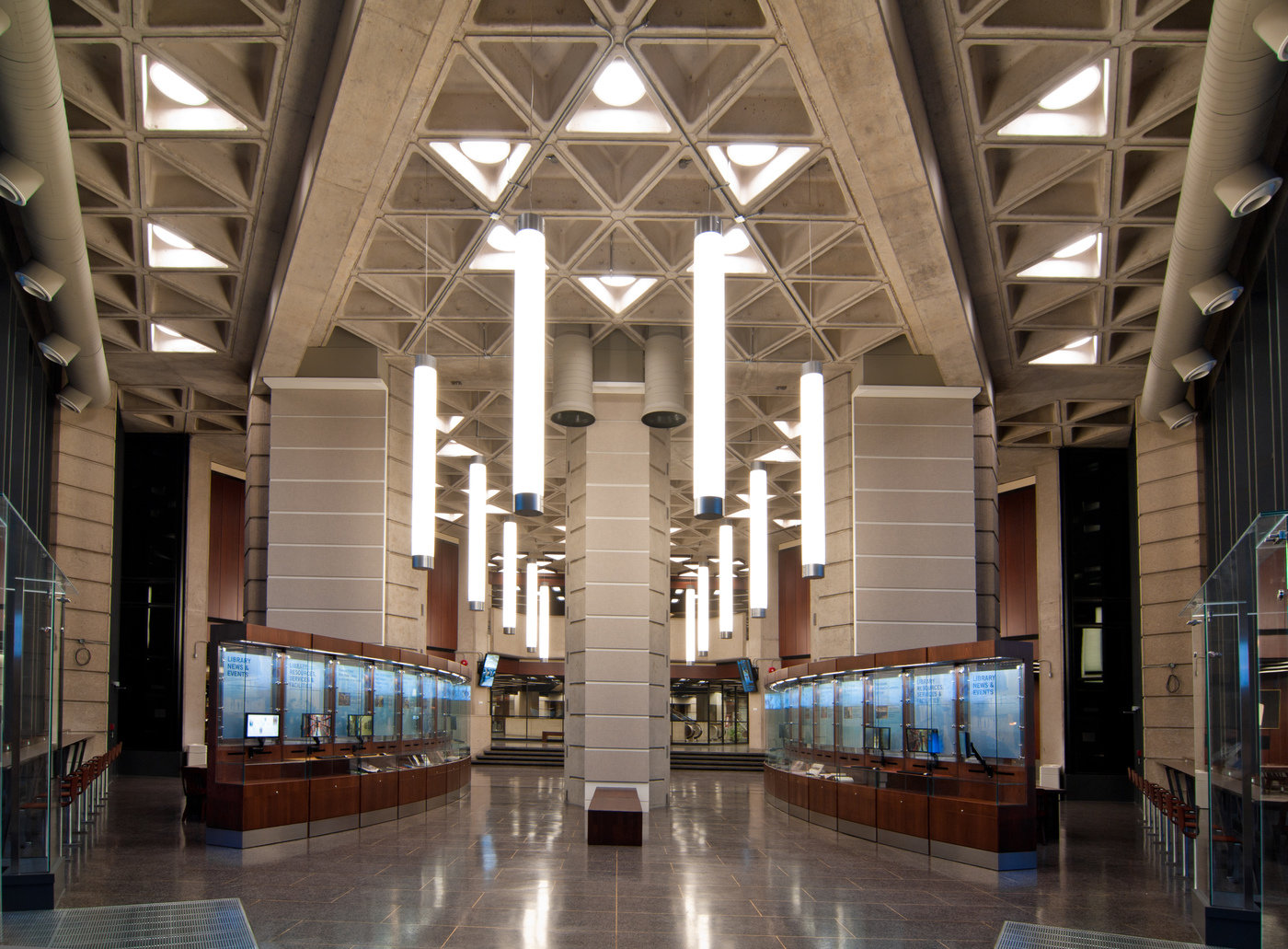 University of Toronto / Robarts Library Revitalization - Millwork by ...