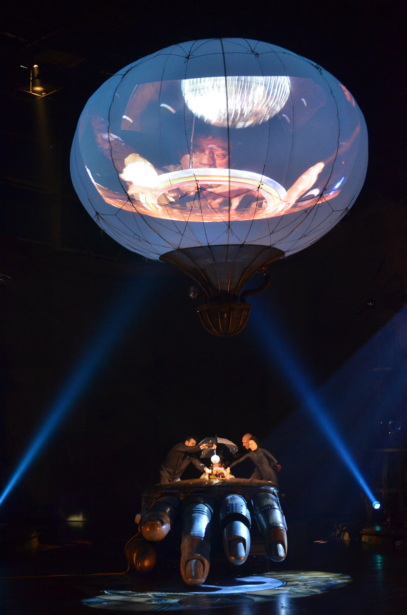 Cirque du Soleil: KURIOS – Cabinet of curiosities > hot air balloon by ...