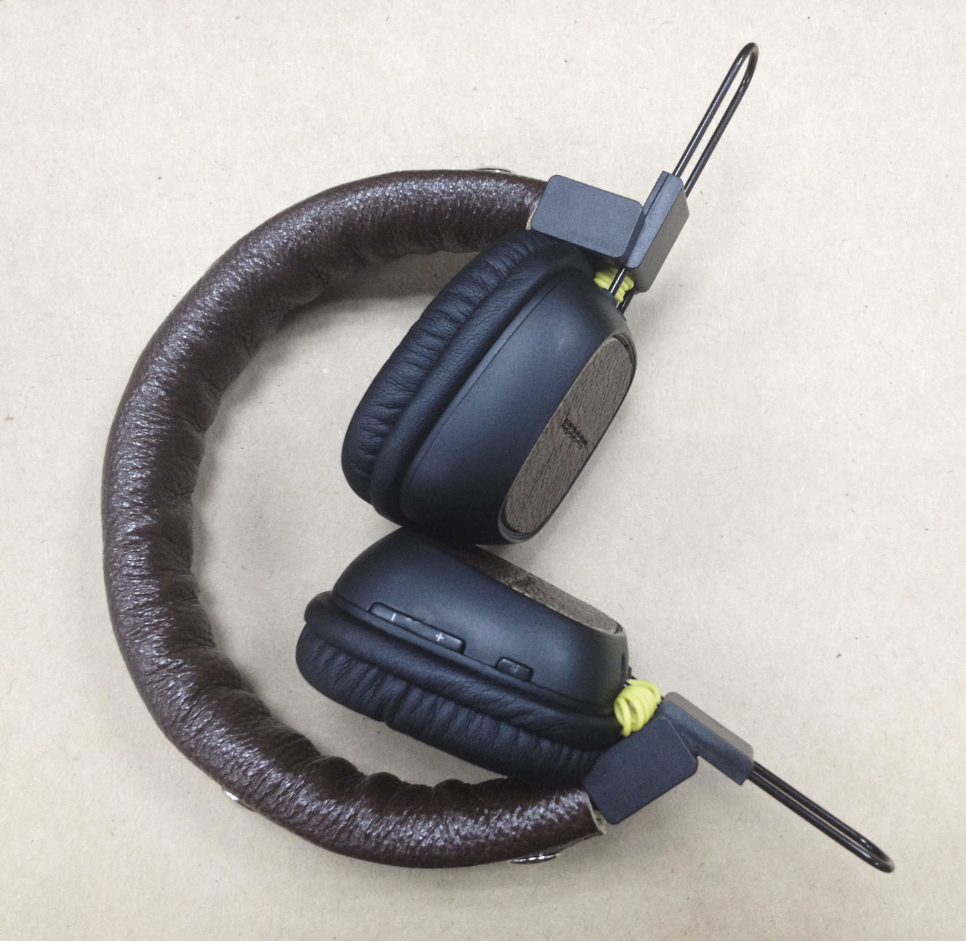 Rock Bluetooth Headset by Paul Chen at Coroflot.com