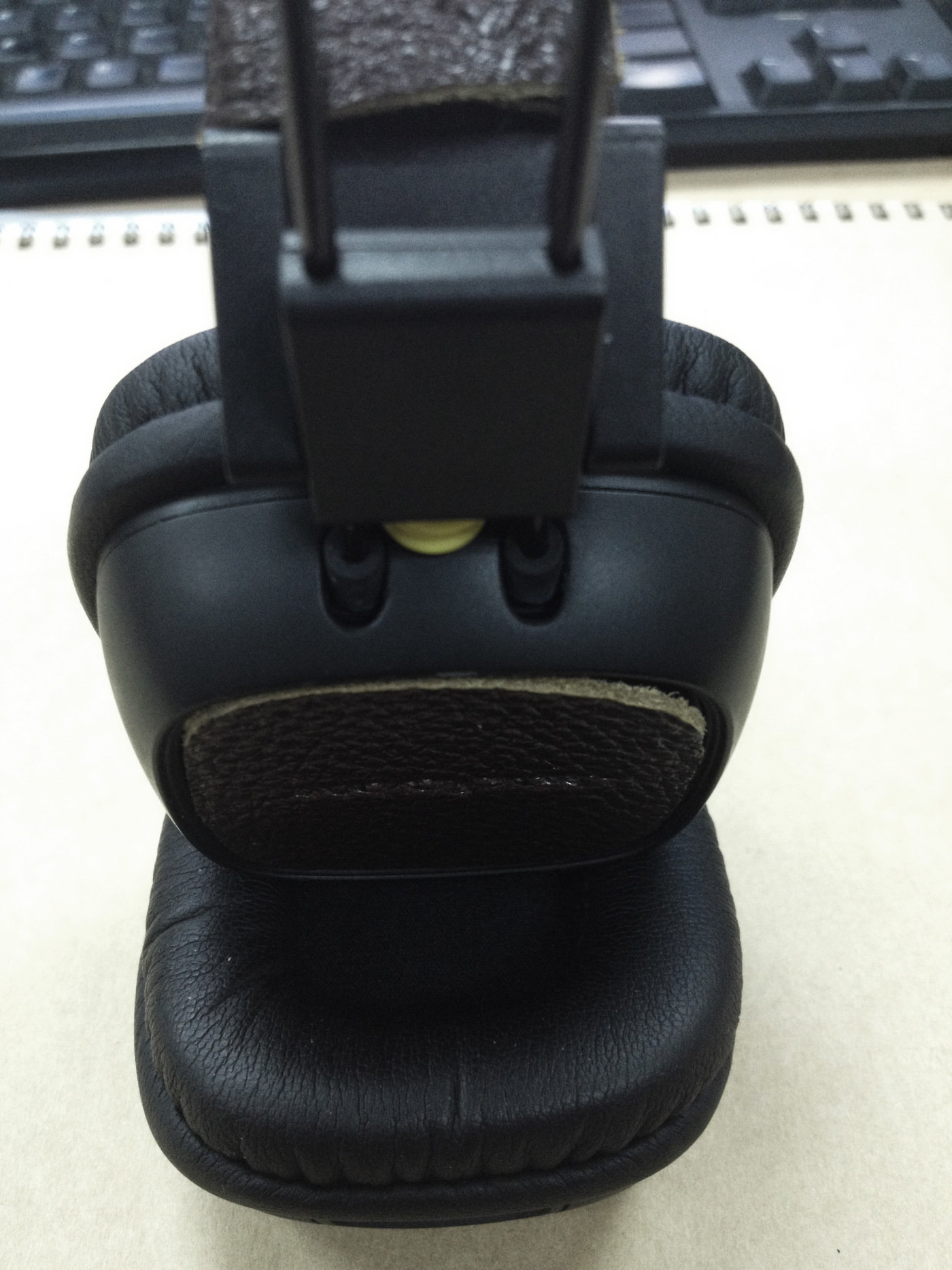 Rock Bluetooth Headset by Paul Chen at Coroflot.com