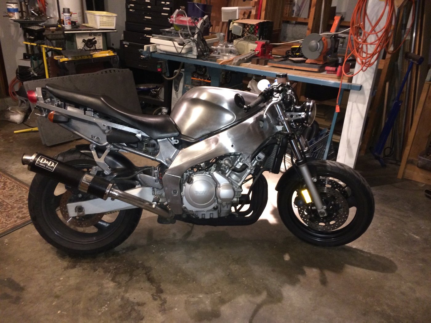 Yamaha YZF 600R Redesign by Drew Fletcher at Coroflot.com