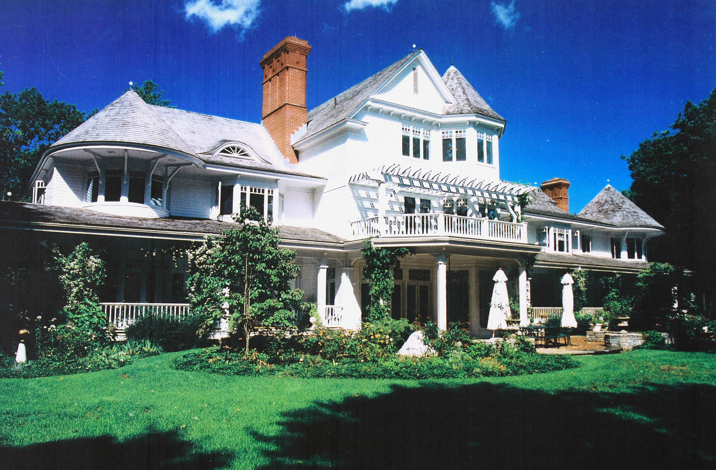 Private Estate at Conyers Farm New York by Boris Reyt at Coroflot.com