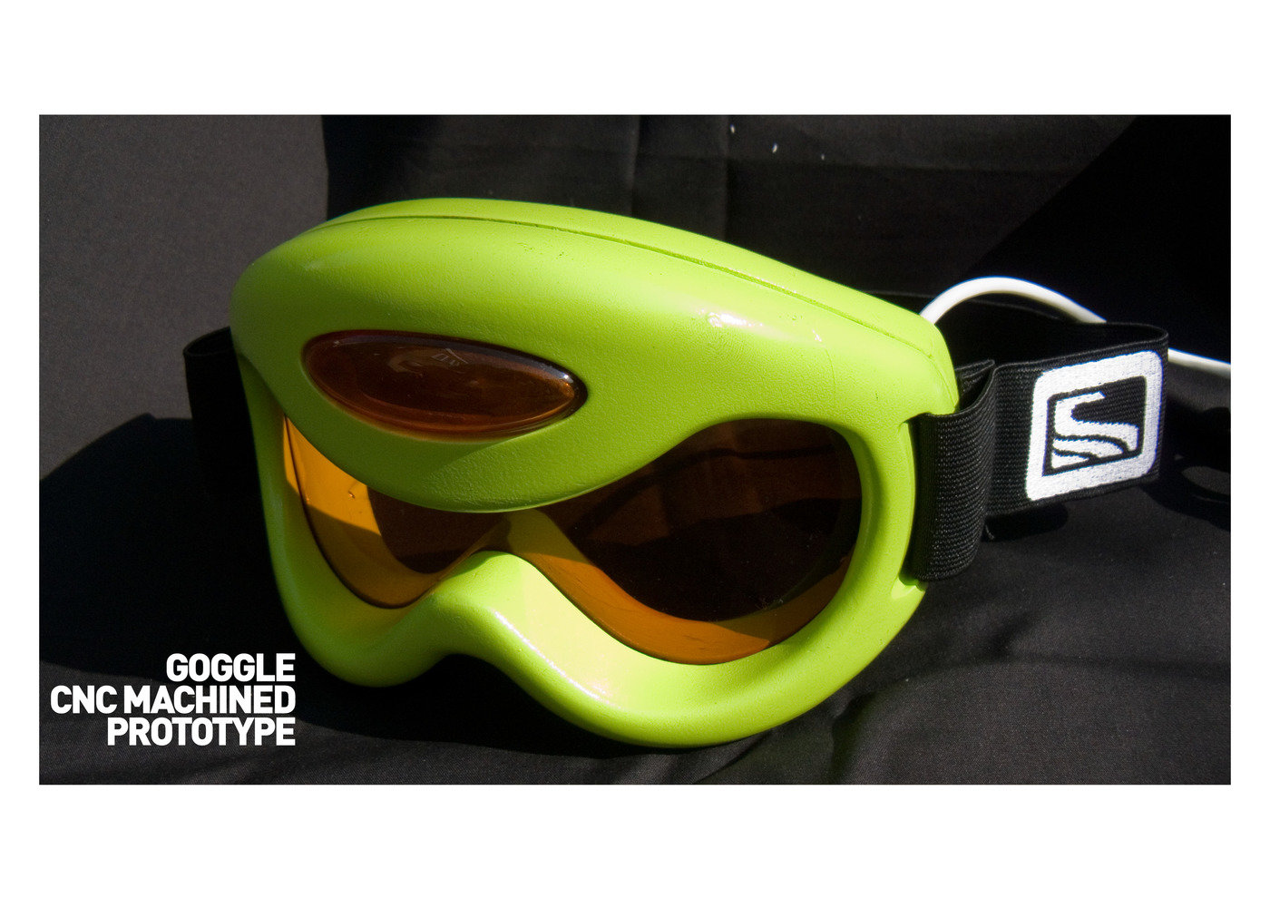 Ski Camera Goggles by Simon Sanders at Coroflot.com