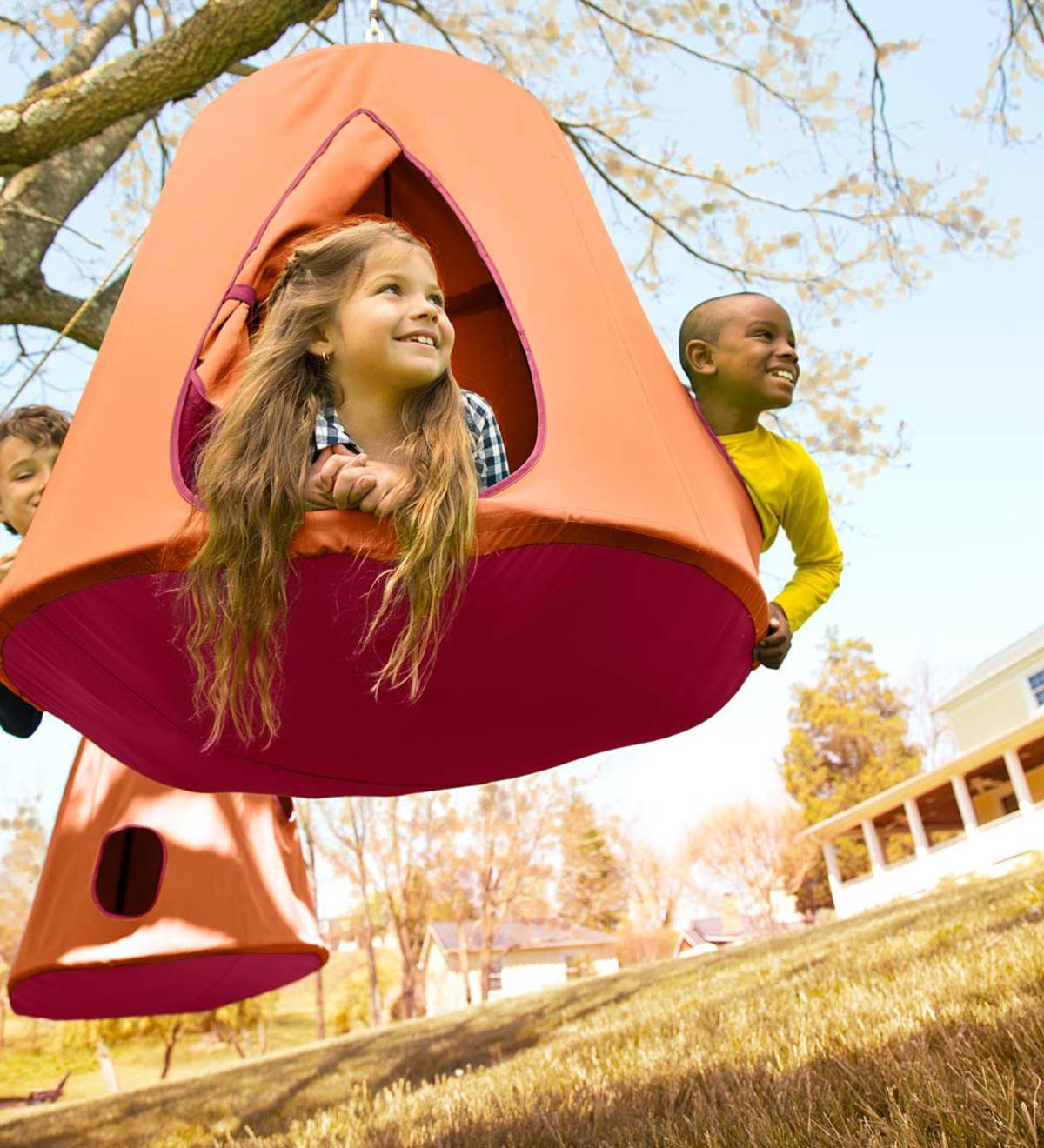 HugglePod by Jose Ramón Rodriguez Bosch at Coroflot.com