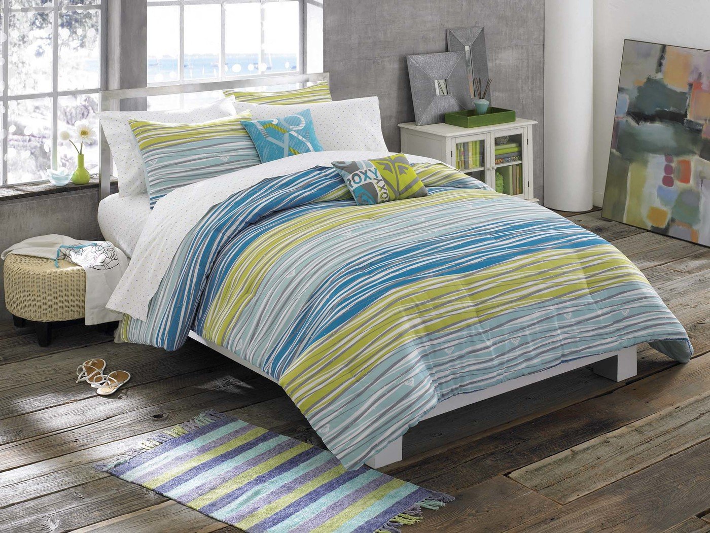 Roxy bedding by Tracy Garay-Jones at Coroflot.com