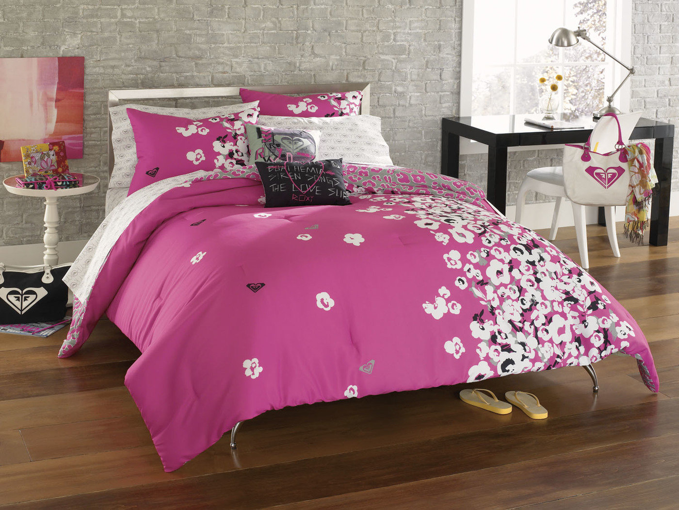 Roxy bedding by Tracy Garay-Jones at Coroflot.com