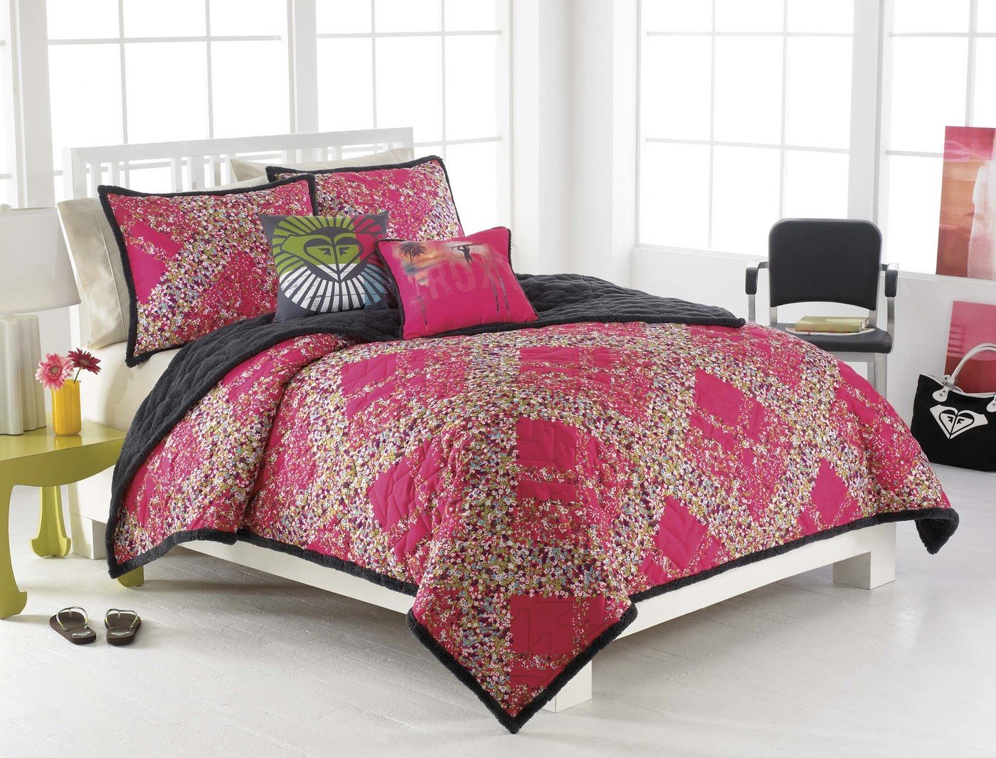 Roxy bedding by Tracy Garay-Jones at Coroflot.com