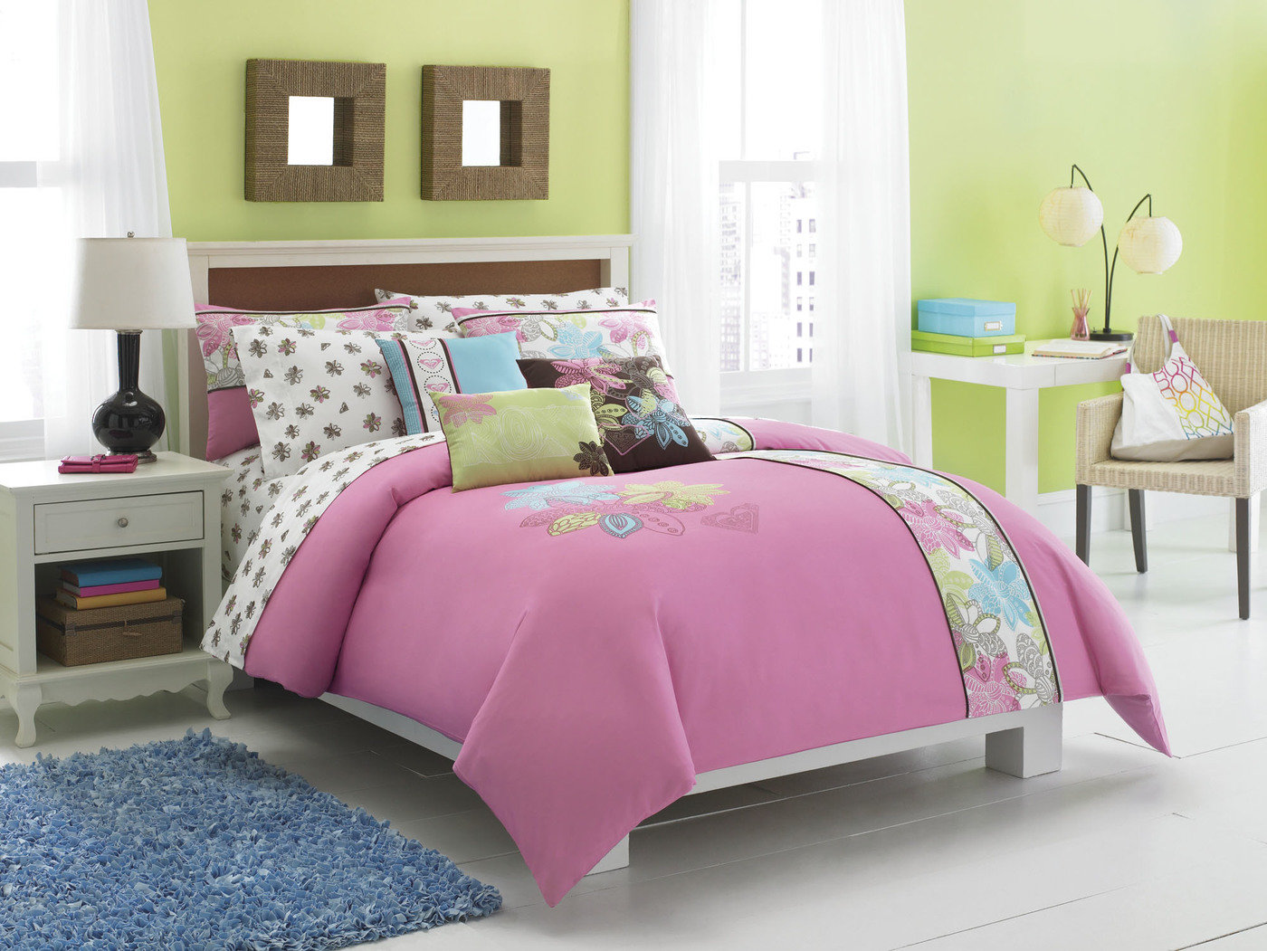 Roxy bedding by Tracy Garay-Jones at Coroflot.com