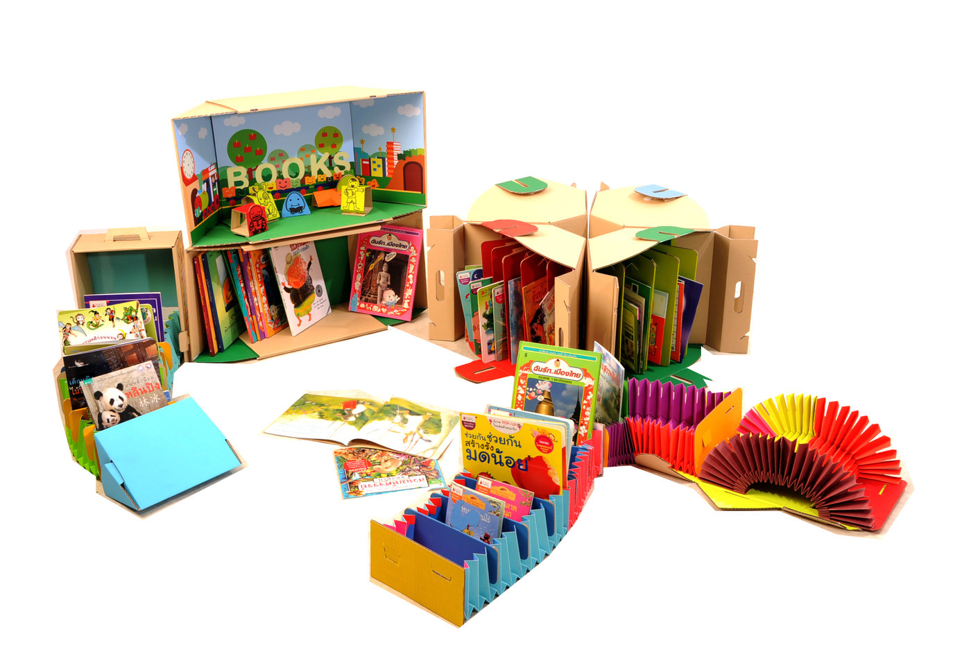 Kiddy (Portable) Library by Ivy Boonkasemsanti at Coroflot.com