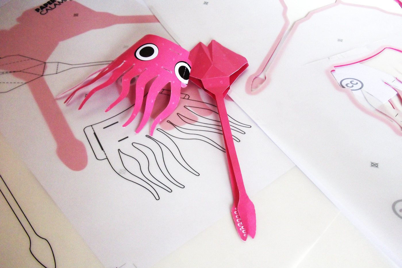 PAPER TOY / SQUID by Juan Barrera at Coroflot.com